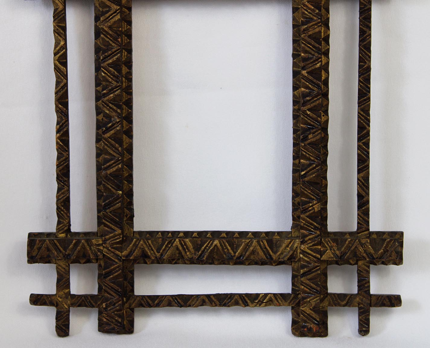 Tramp art at Artisans Folk art, antiques, and outsider art Gallery ...